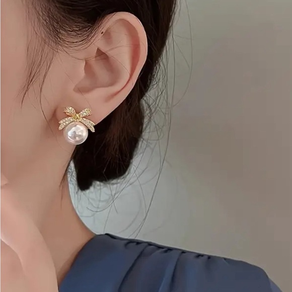 Jewelry | Bridal Style Faux Pearl Inlaid Rhinestone Bow Gold Tone ...